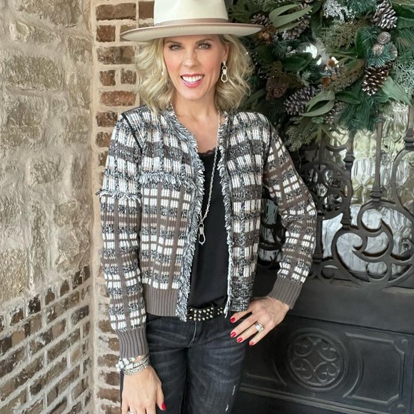 CAbi | Sweaters | Cabi 497 Classic Cardigan Fall 2020 Large Euc | Poshmark
